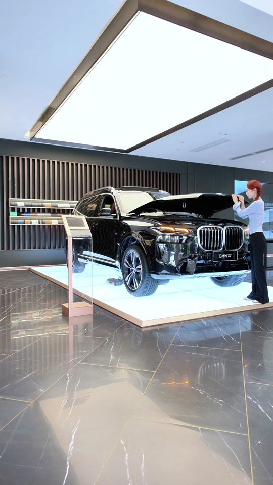 喜提蔚来es6，nomi表情很可爱，语音互动很智能#蔚来 #选车心得 - 抖音