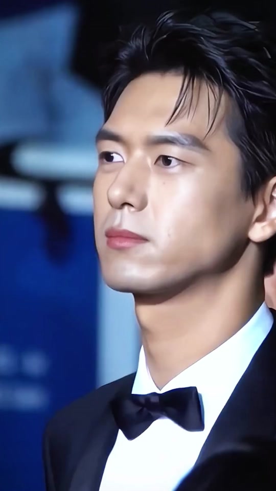 #网易云背景图#秀出你的APT壁纸☁🎶🎧APT - 抖音