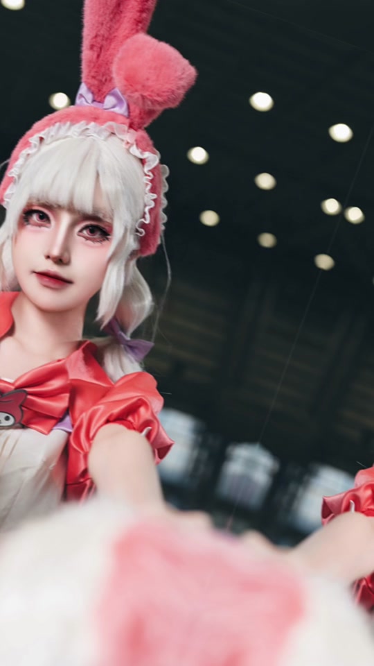 满眼都是你#流萤 #崩坏星穹铁道 #cos #漫展 #cicf - 抖音