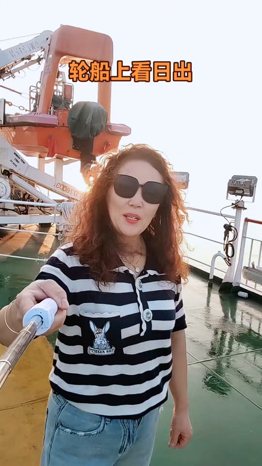 #北京地铁一号线 (与#北京地铁八通线 贯通)DKZ4G型列车出站 - 抖音