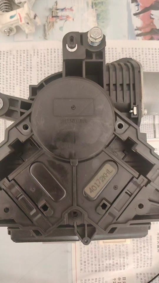 沃尔沃XC90发动机故障灯亮，P017100 机械增压器漏气，更换密封圈！！人工比配件贵的件！！！#抖音记录修理工的日常 #专业的事情交给专业 ...