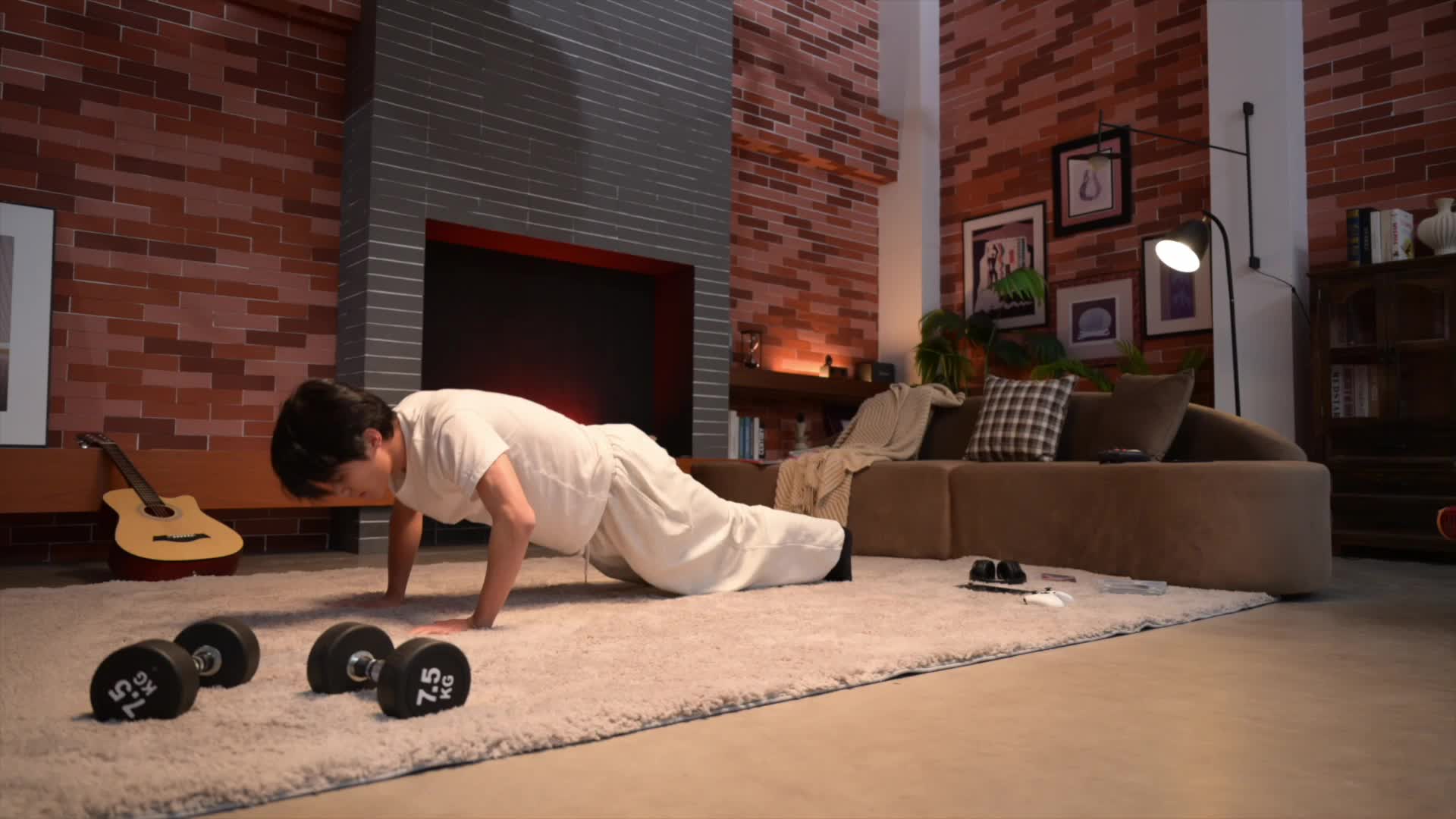 NextHuman NEWS-03/15 Figure公司公布首款人形机器人Figure 01视频，结合了OpenAI多模态能力，具备感知和理解能力，能够与人进行全面对话，听懂人类指令并执行 ...